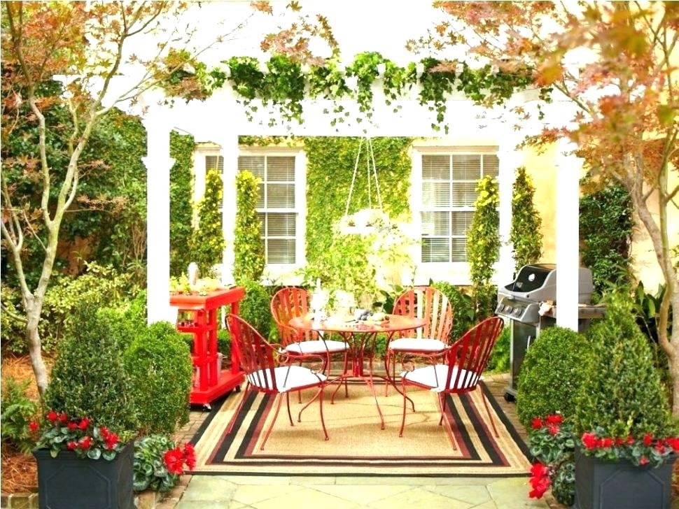 Exterior Decoration Tips - Woman Blog